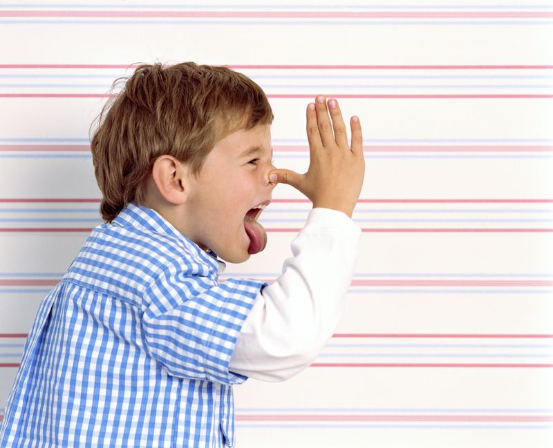 7 Ways to Address a Child's Obnoxious Behavior - 华体会注册入口